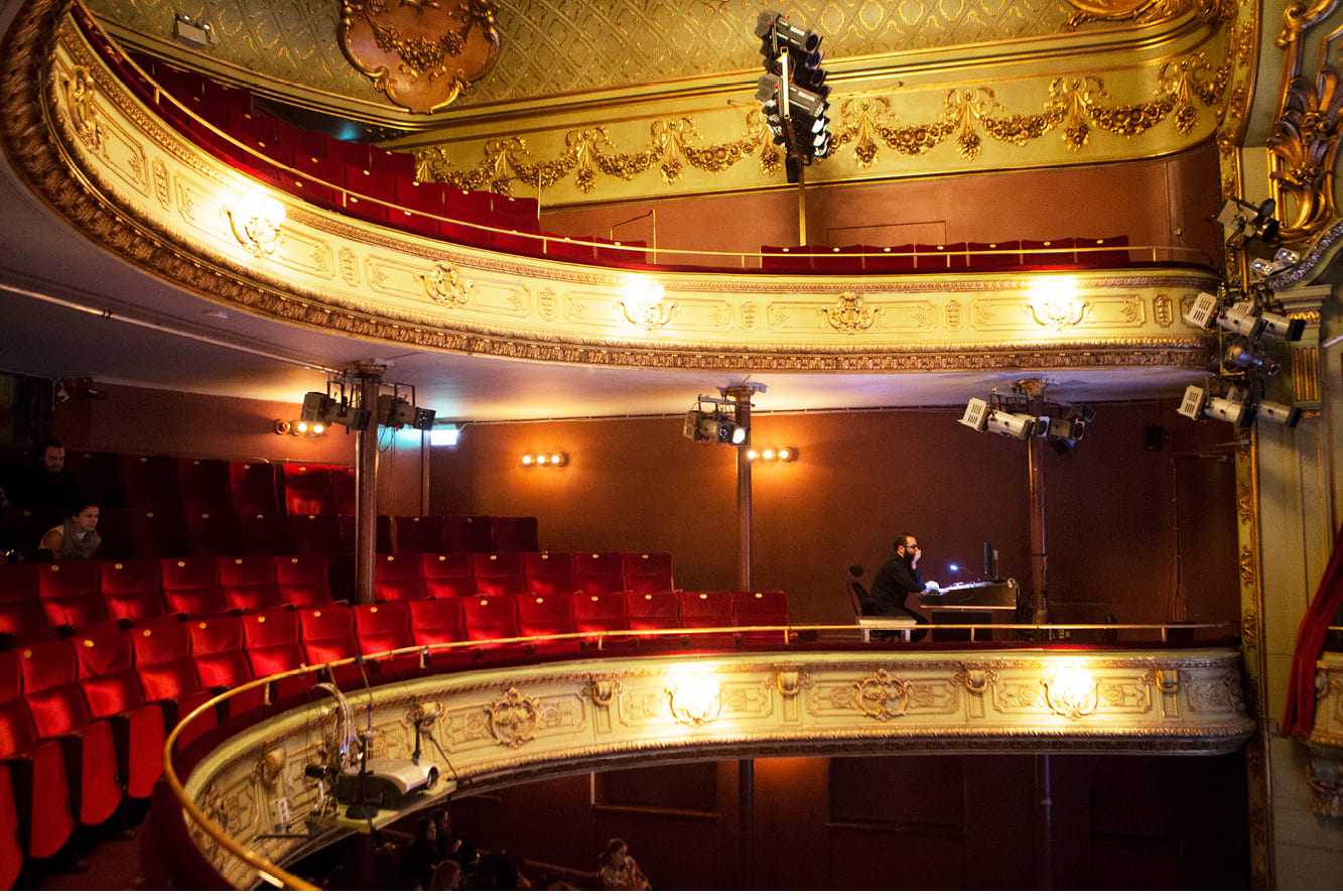 Boka Stora Scen - Sveriges äldsta aktiva privatteater - Södra Teatern